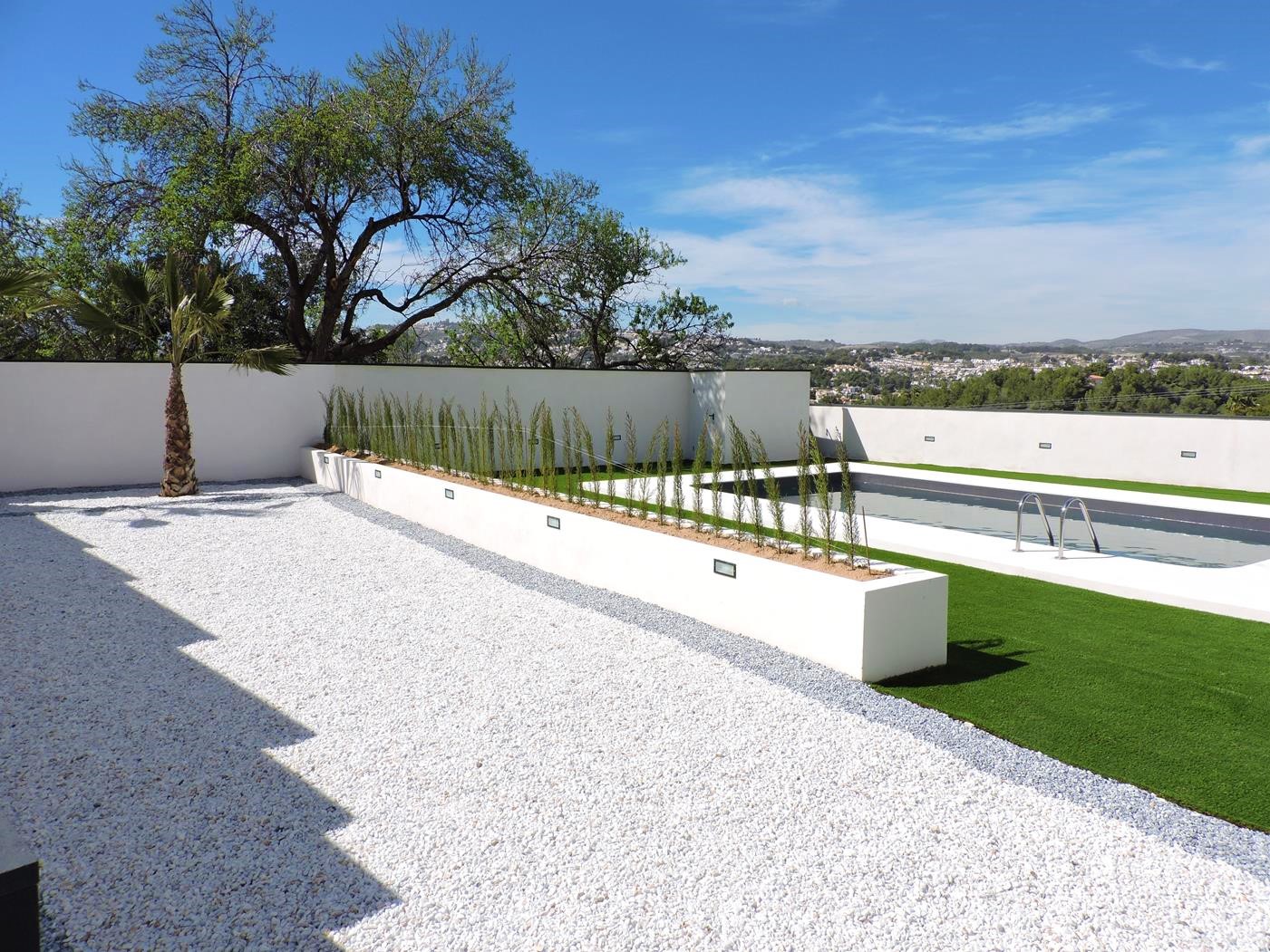 Villa-reformada-estilo-moderno-M100265-50 | Blanca International